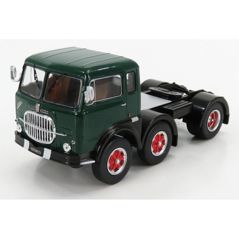 Fiat 690 T1 1961 Green Black IXO TR061 - Miniatures Autos Motos