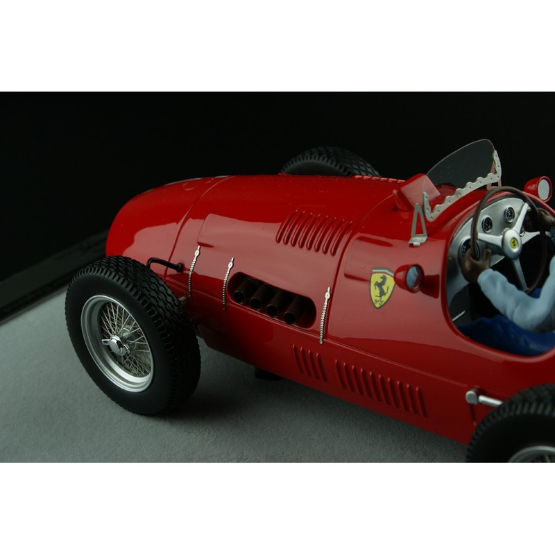 Ferrari 500 F2 with pilot 15 Alberto Ascari F1 Winner Angleterre 1952 ...