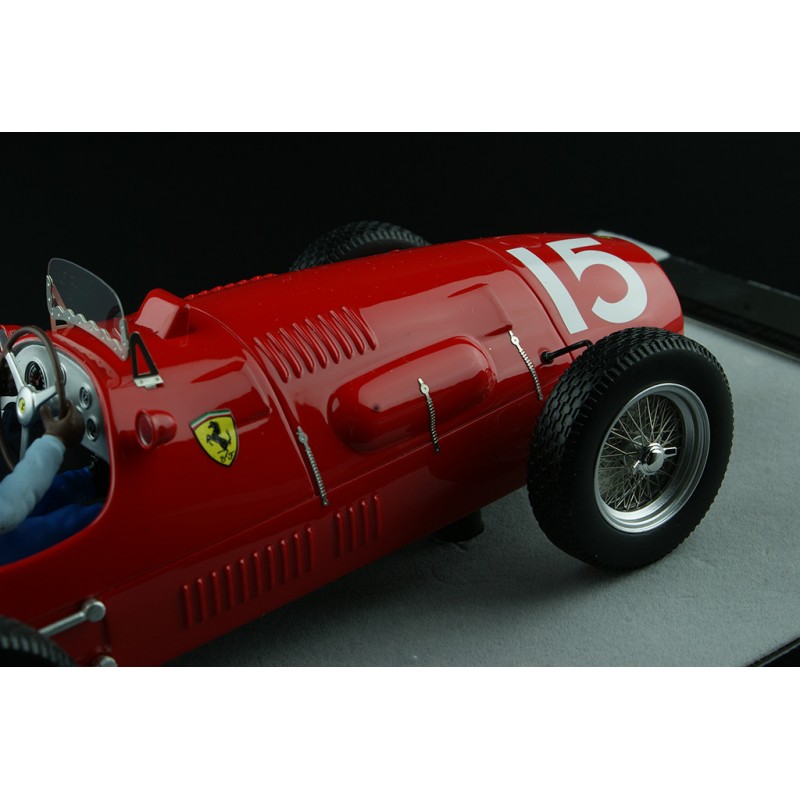 Ferrari 500 F2 with pilot 15 Alberto Ascari F1 Winner Angleterre 1952 ...